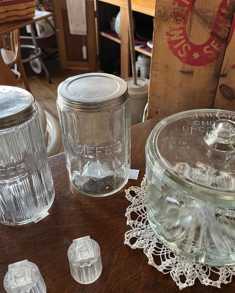 Store Gallery – Tossed & Found